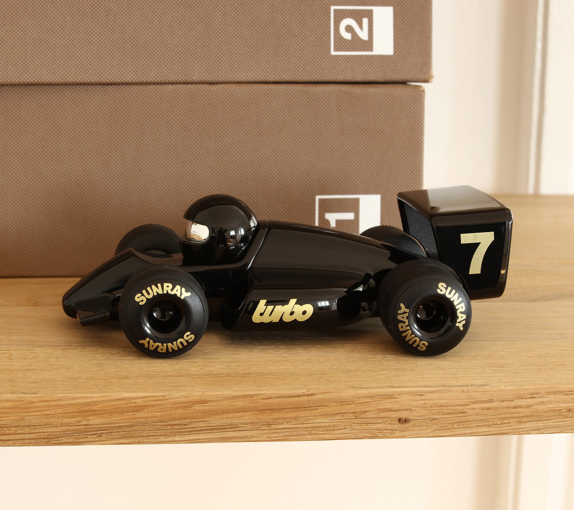 PL VT802 Verve Turbo Jet - Black and Gold F1 Car – Playforever Official ...